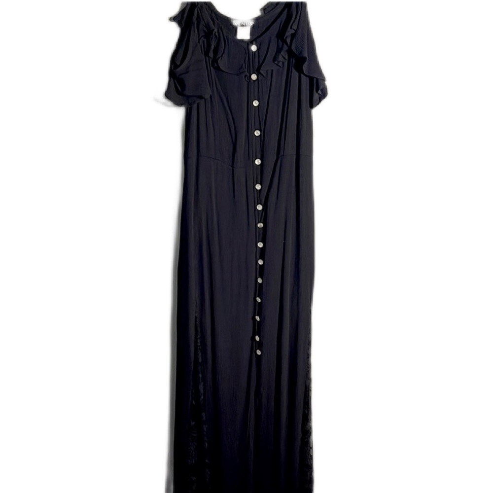 Long Black Lace W Lace And Shoulder Detail. True Blac… - Gem